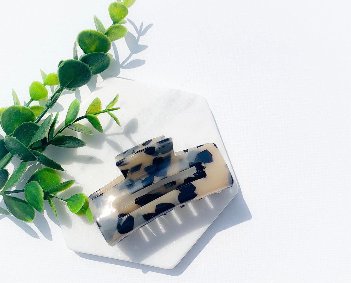 Zendaya claw (various colours) – Love.and.stones